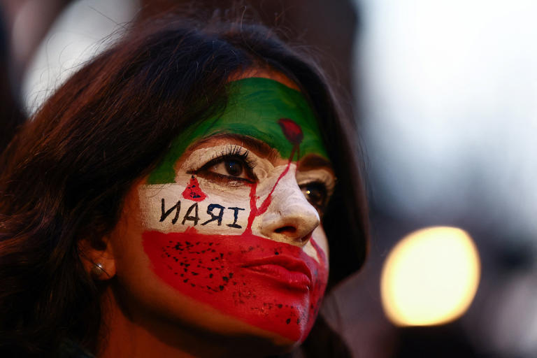 Iran protests: Pahlavi says he is 'uniquely positioned' to lead Iran