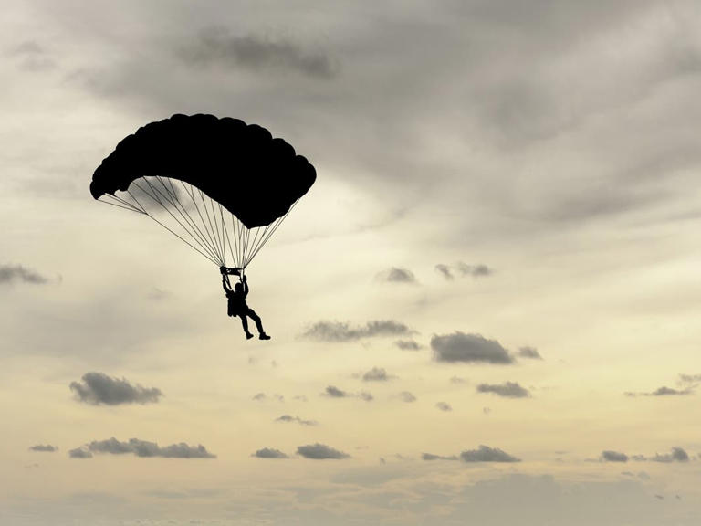 Skydiver crash-lands near Lake Elsinore, suffers serious injuries: Cal Fire