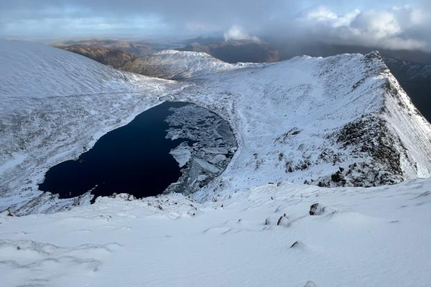 Mountain weather hazards in force today, gales and 'severe chill effect ...