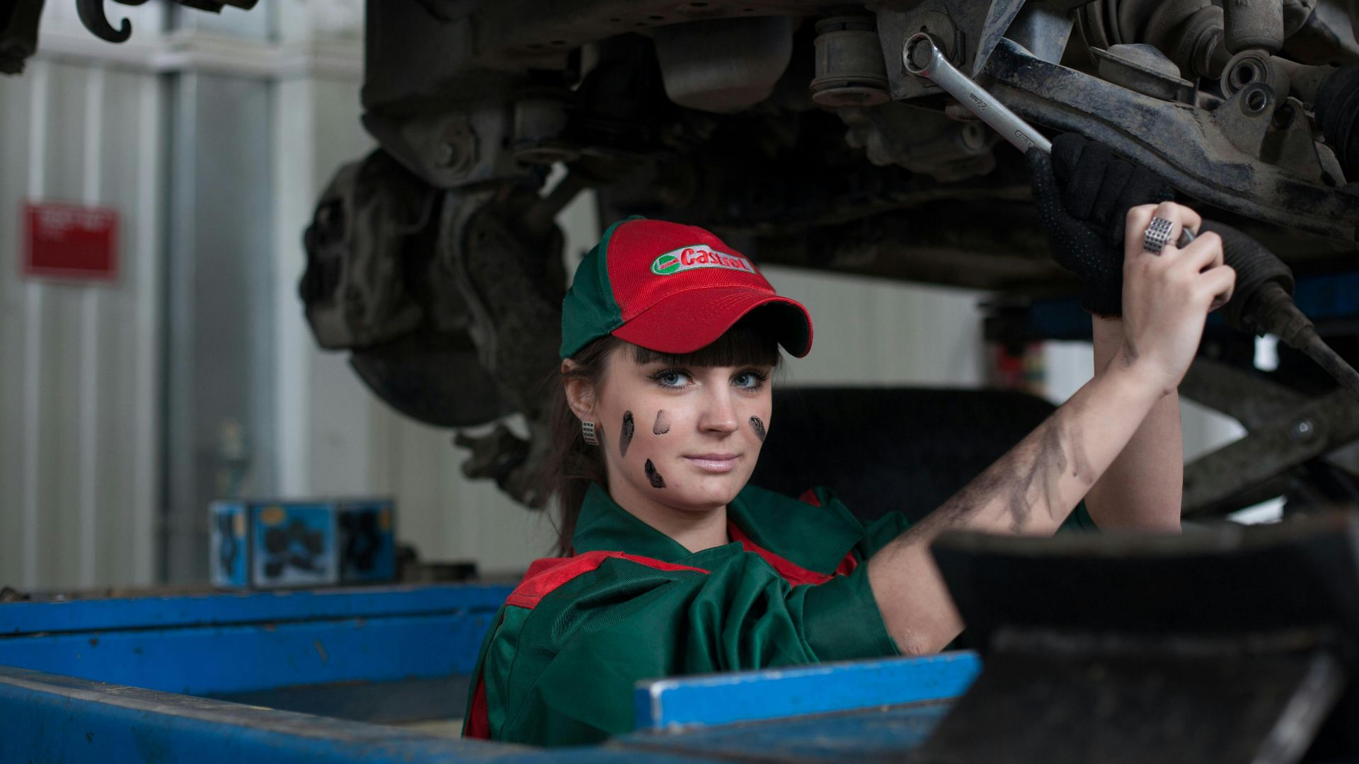 Are you a car enthusiast? Here are 20 great car-related hobbies you can ...