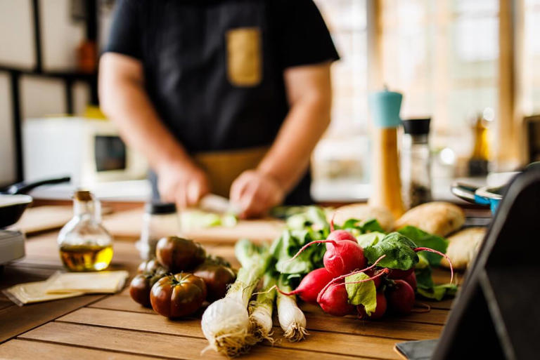 A southern chef’s secret to a cleaner kitchen in 2026 (it’s not what ...