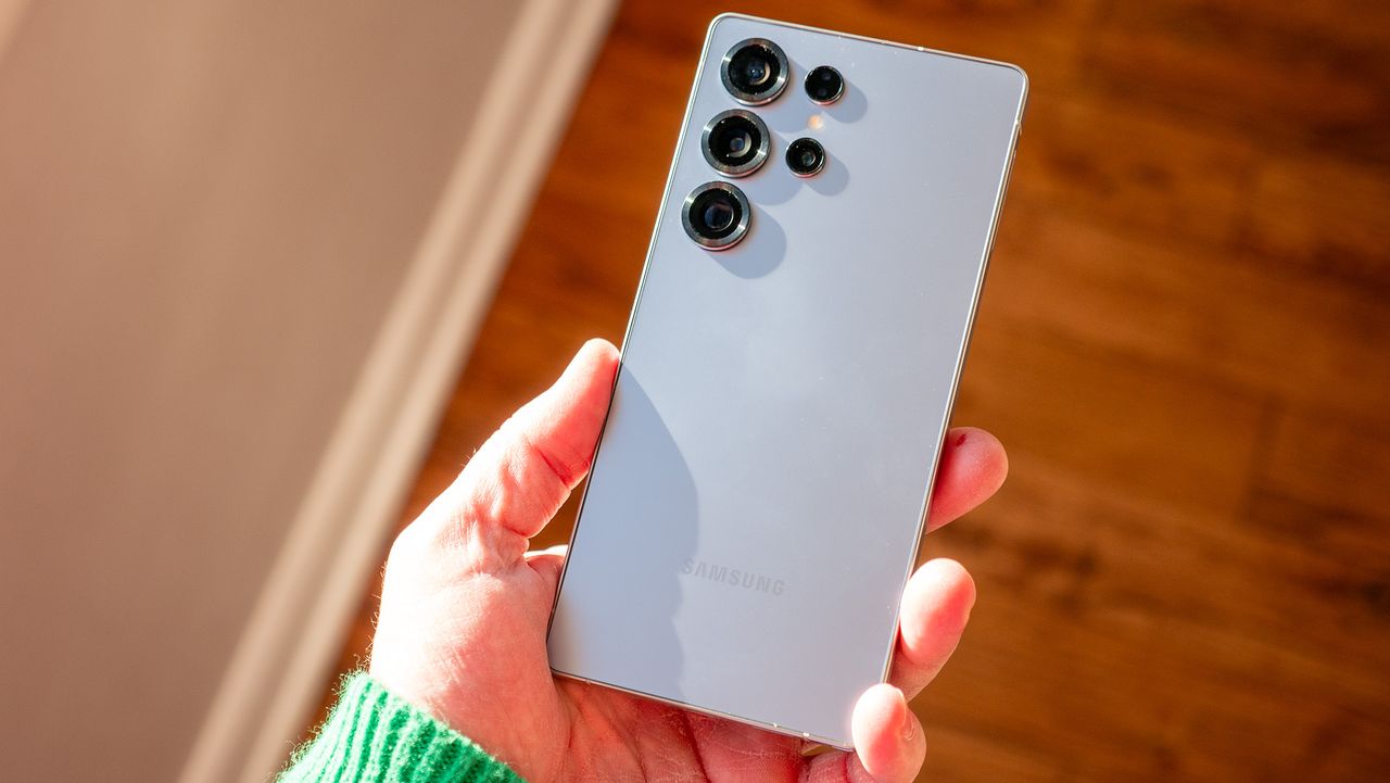 Samsung sets the stage for Galaxy S26 launch with accidental model name ...