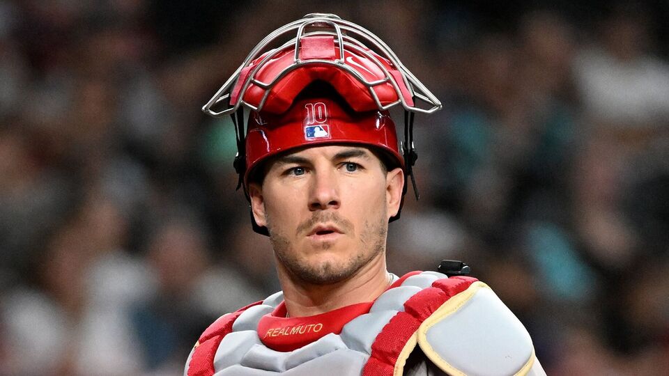 JT Realmuto re-signs with Philadelphia Phillies on 3-year deal; check ...