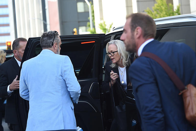 The billion-dollar battle of the Murdoch empire comes down to Reno ...