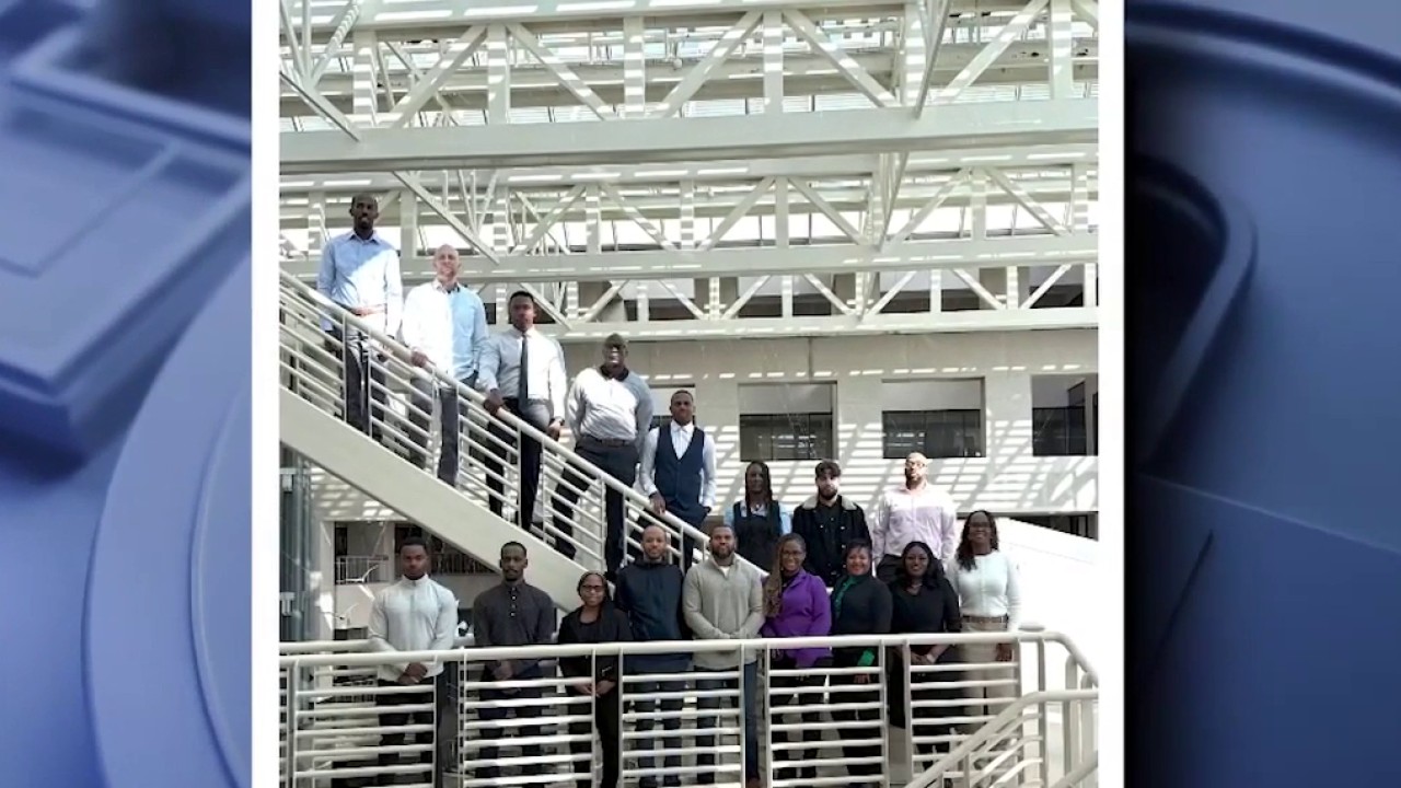 Fulton County sheriff hires largest group of new staffers