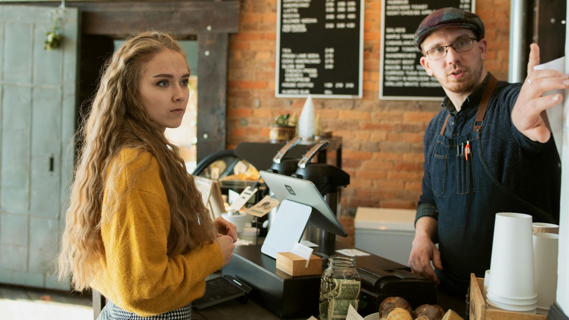 10 reasons you shouldn’t tip baristas & 10 reasons you should