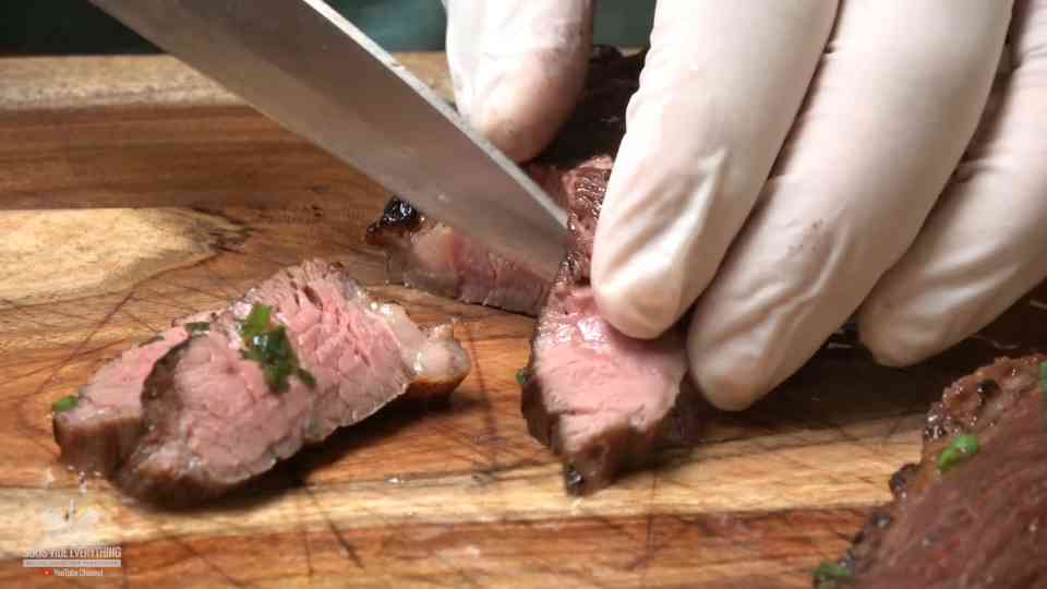 Blind taste test - can Ninja tell the difference in steak?