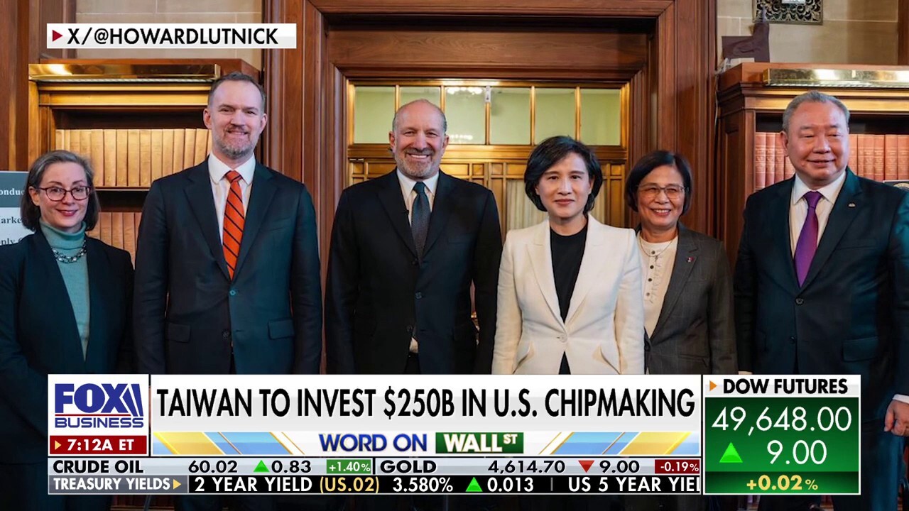 Trump strikes $250B chipmaking deal with Taiwan to cut tariffs