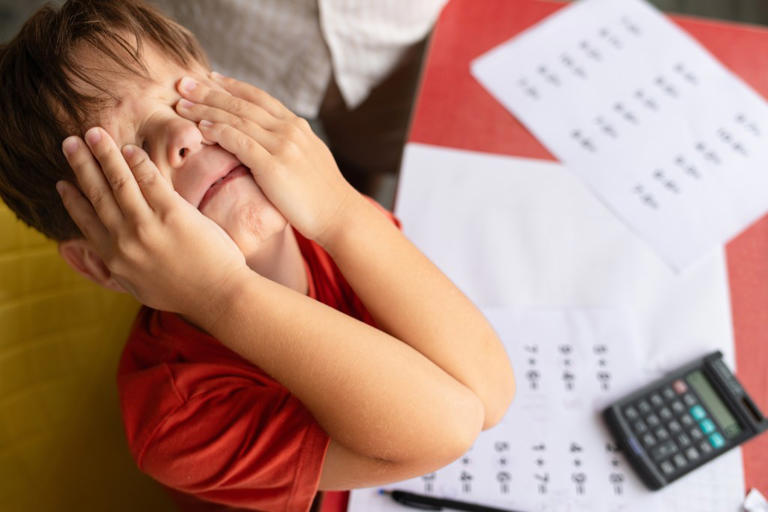 Mom helps first-grader son with homework, shock over what teacher does next