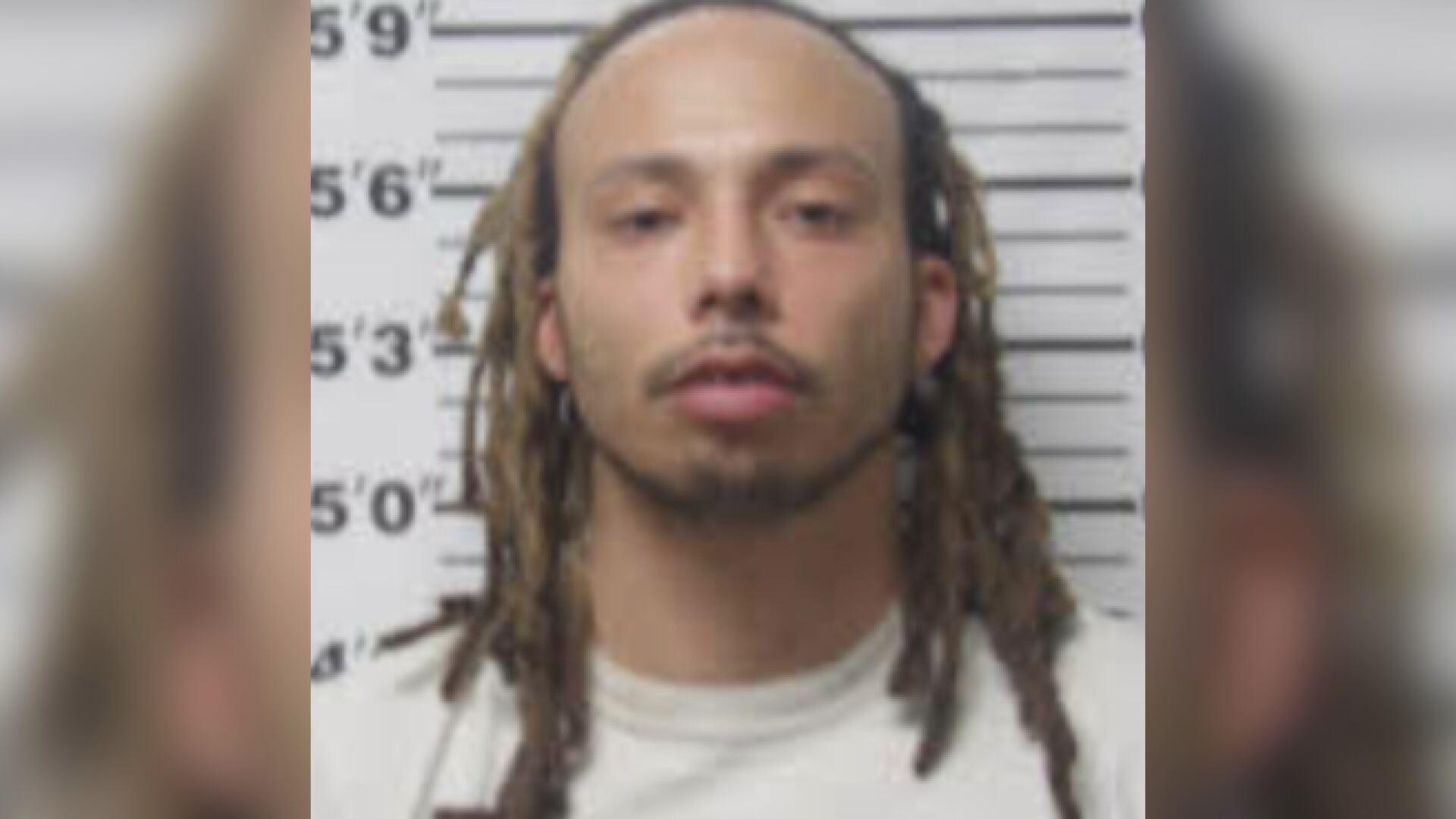 Beaufort gas station employee charged with embezzlement