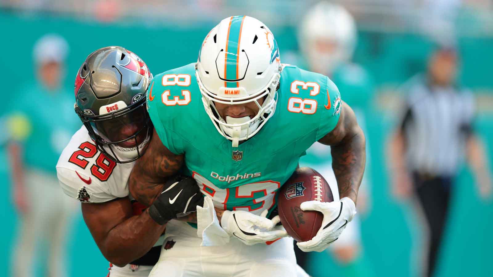 Dolphins TE Darren Waller tells crazy Mike McDaniel firing story