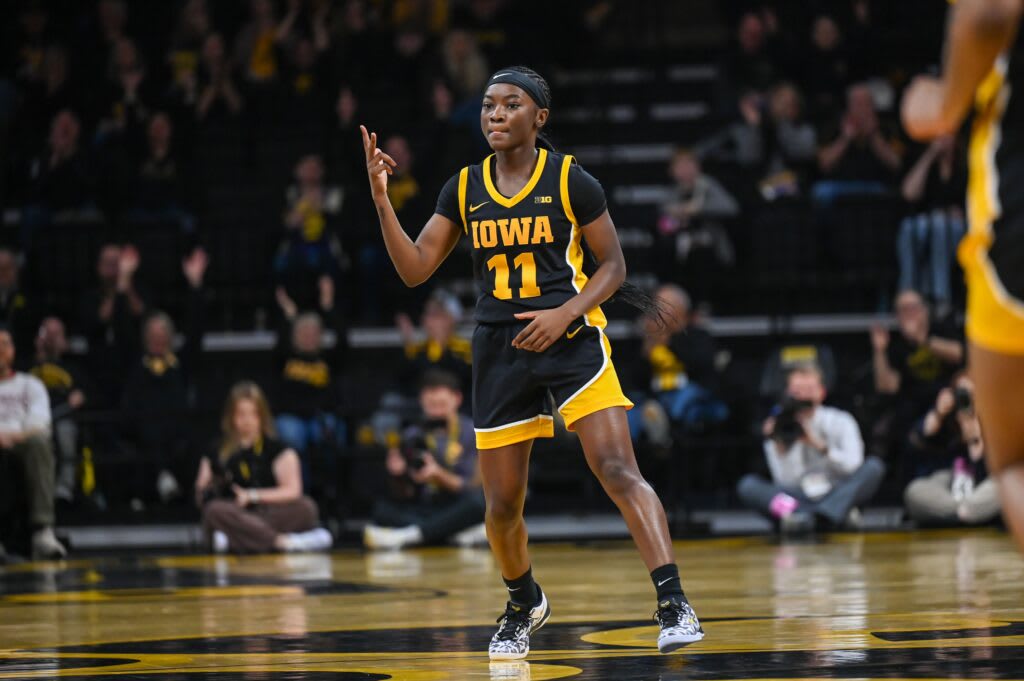 Photo gallery: Iowa women’s basketball vs Oregon