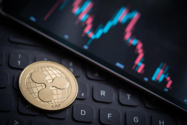 XRP on-chain activity hits 180-day high at 1.45M transactions—but price ...