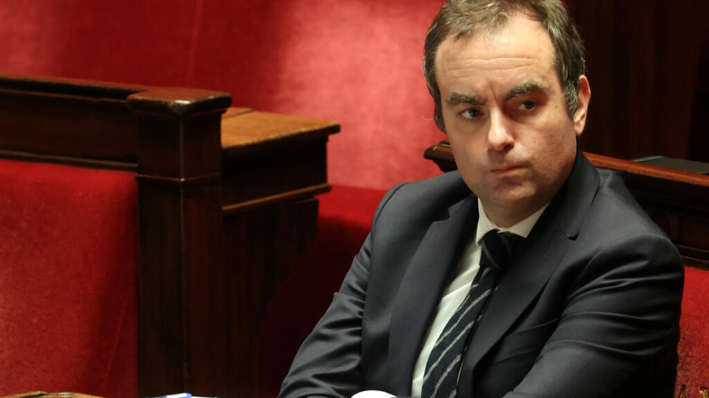 French PM faces desperate fight to survive forcing budget through ...