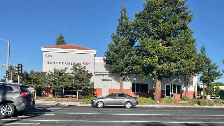 Bank of America warns borrowers to brace for a sharp turn in Fed rate ...