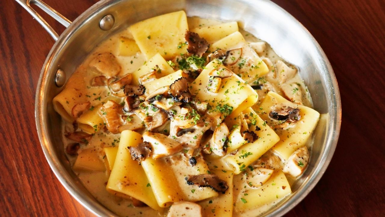 I refused to change the banquet menu. I told her to eat the mushrooms ...