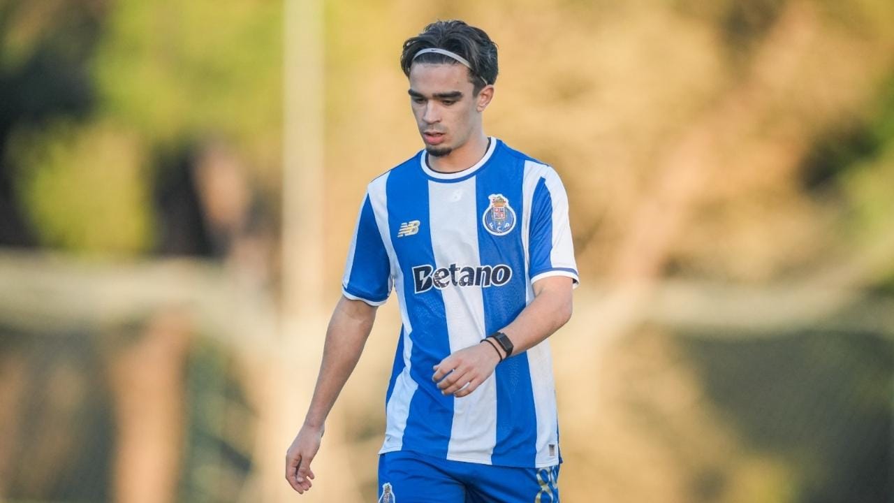 FC Porto inicia preparação para o V Guimarães com dois jovens da B