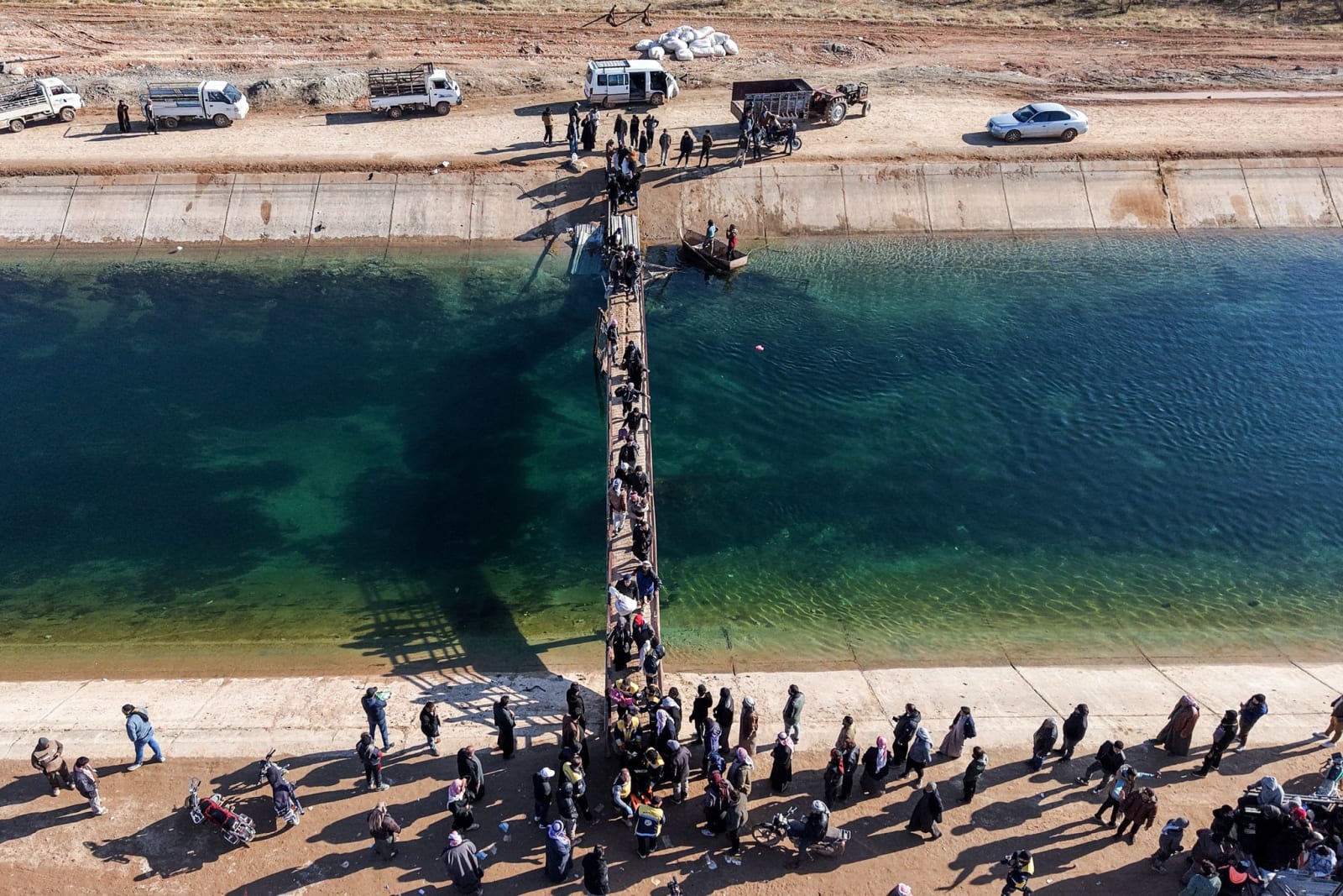 Thousands flee Aleppo area amid heightened tensions over Kurdish SDF