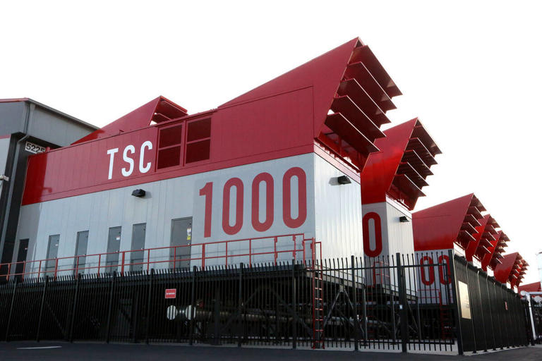 Data-center owner Switch buys 176 acres in North Las Vegas