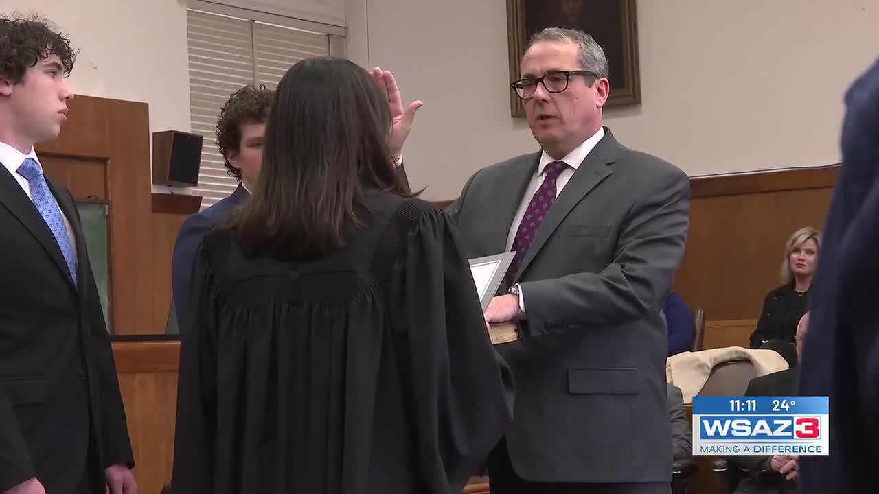 Judge David Amsbary sworn into Cabell County Circuit Court