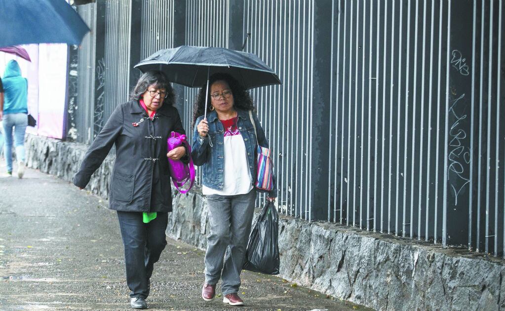 Clima CDMX: pronostican temperatura máxima de 21 grados y chubascos ...