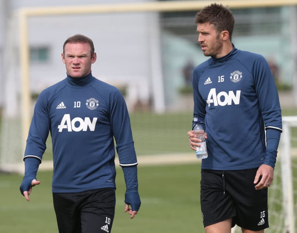Wayne Rooney issues 'don't be fooled' warning about Michael Carrick ...