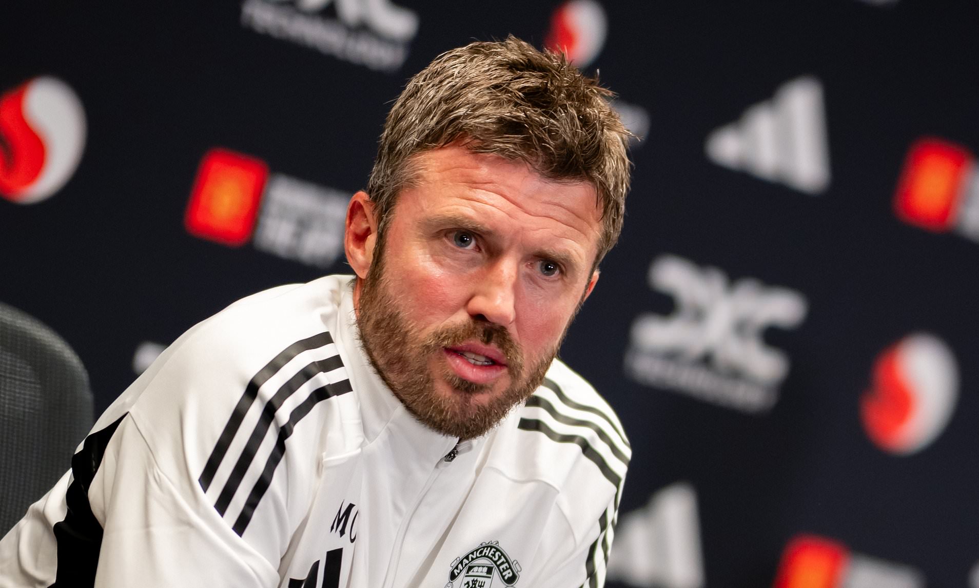 Interim boss Carrick reveals targets set by Man United after talks with ...
