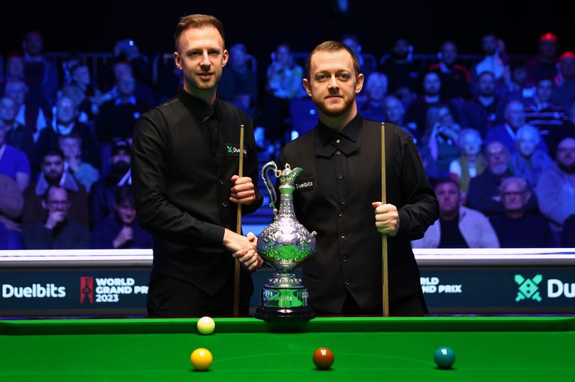 Former world champion takes bizarre swipe at Mark Allen: 'He drags me down'
