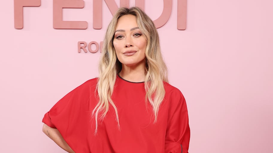 Hilary Duff drops music video for 'Roommates,' says it's about 'When ...