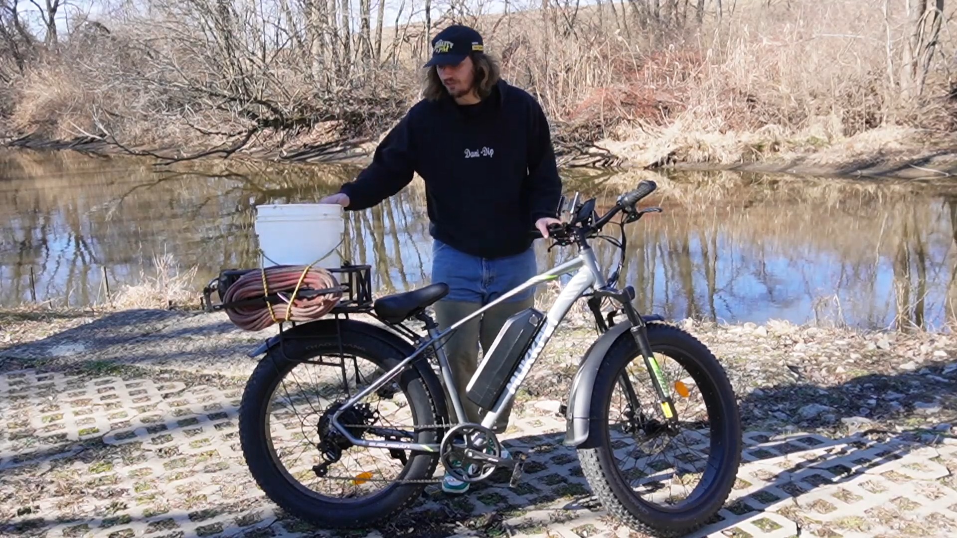 This e-bike magnet fishing setup had to work anywhere