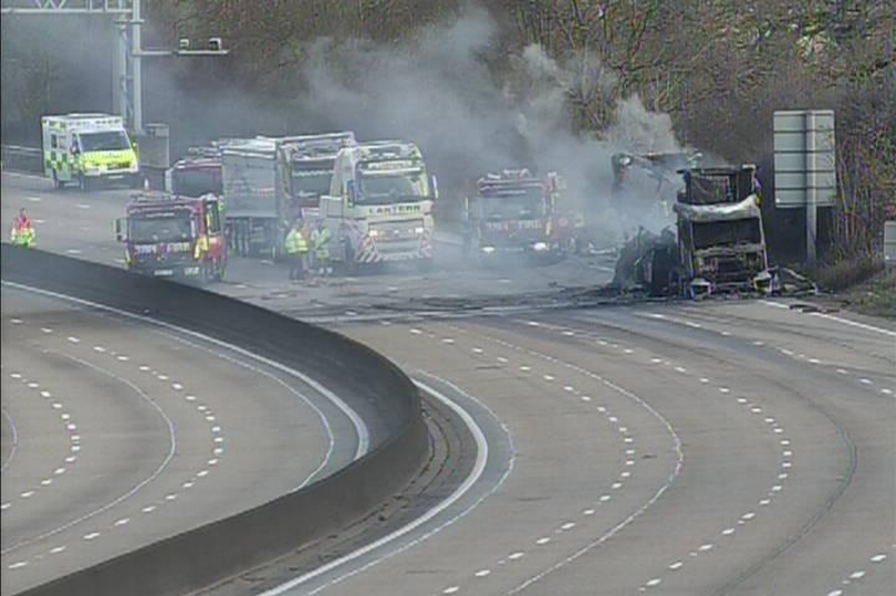 Photos shows M25 chaos after lorry fire causes huge traffic build up