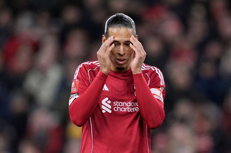 Liverpool cause Gary Lineker and Alan Shearer embarrassment with only ...