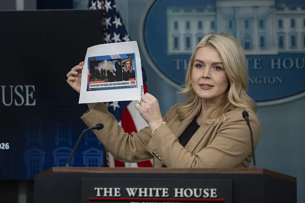 ‘She’s nuts!’: Karoline Leavitt freaks out over a two-word message ...