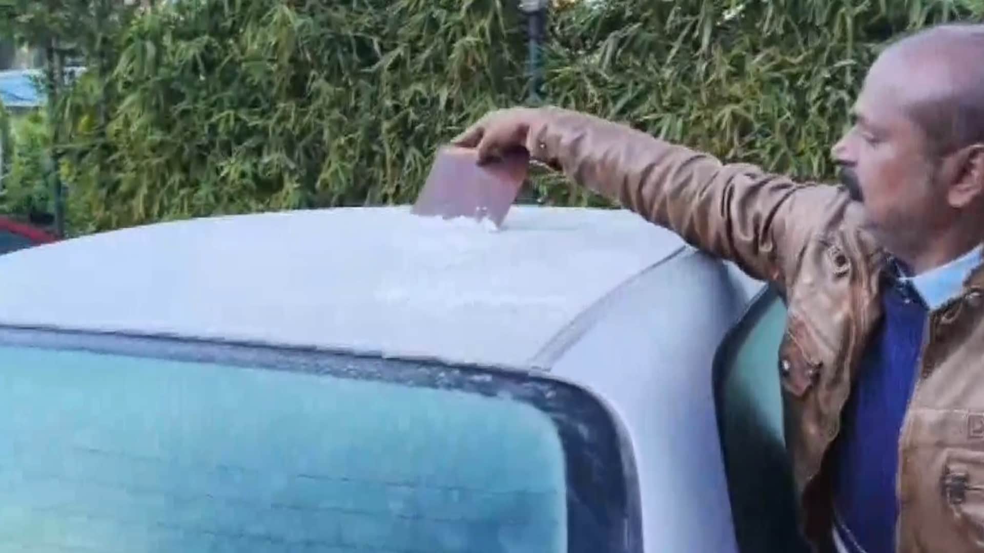 Extreme Cold Hits Mount Abu As Temperatures Drop To -5°C In Rare ...