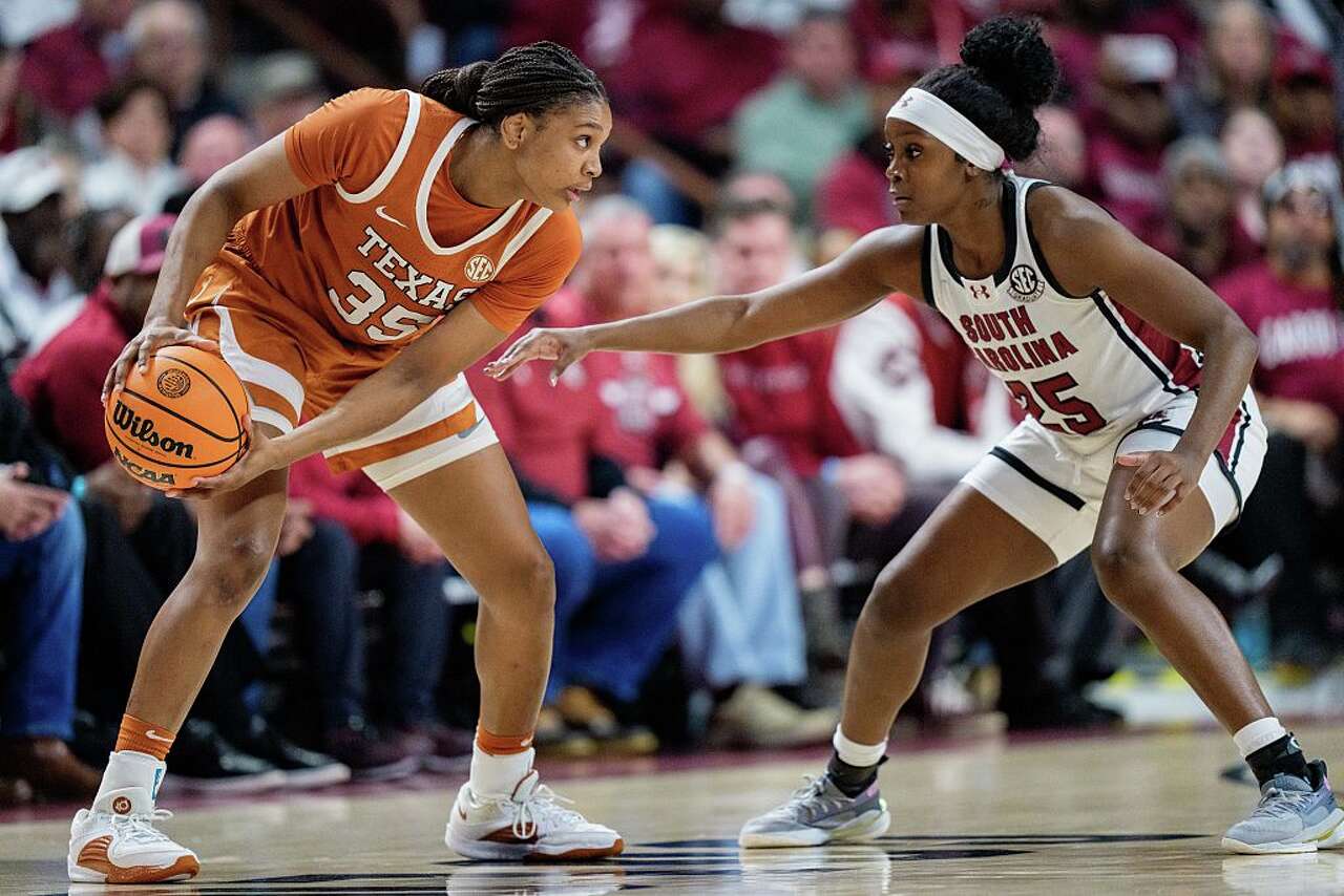 Why Texas' 'disruptive' defense wasn't enough to take down mighty South ...