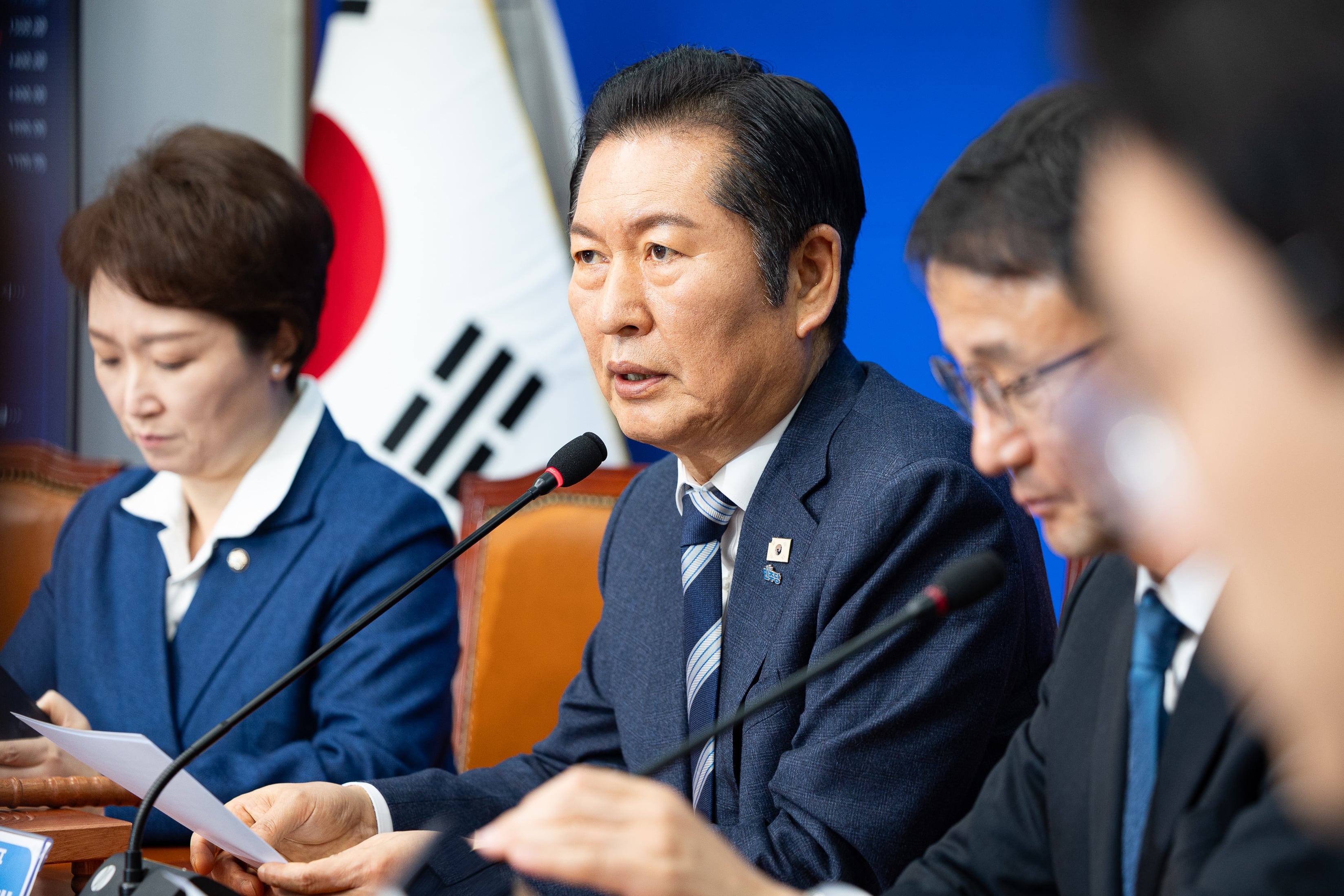 Jung Chung-rae revives one-person-one-vote push for re-election