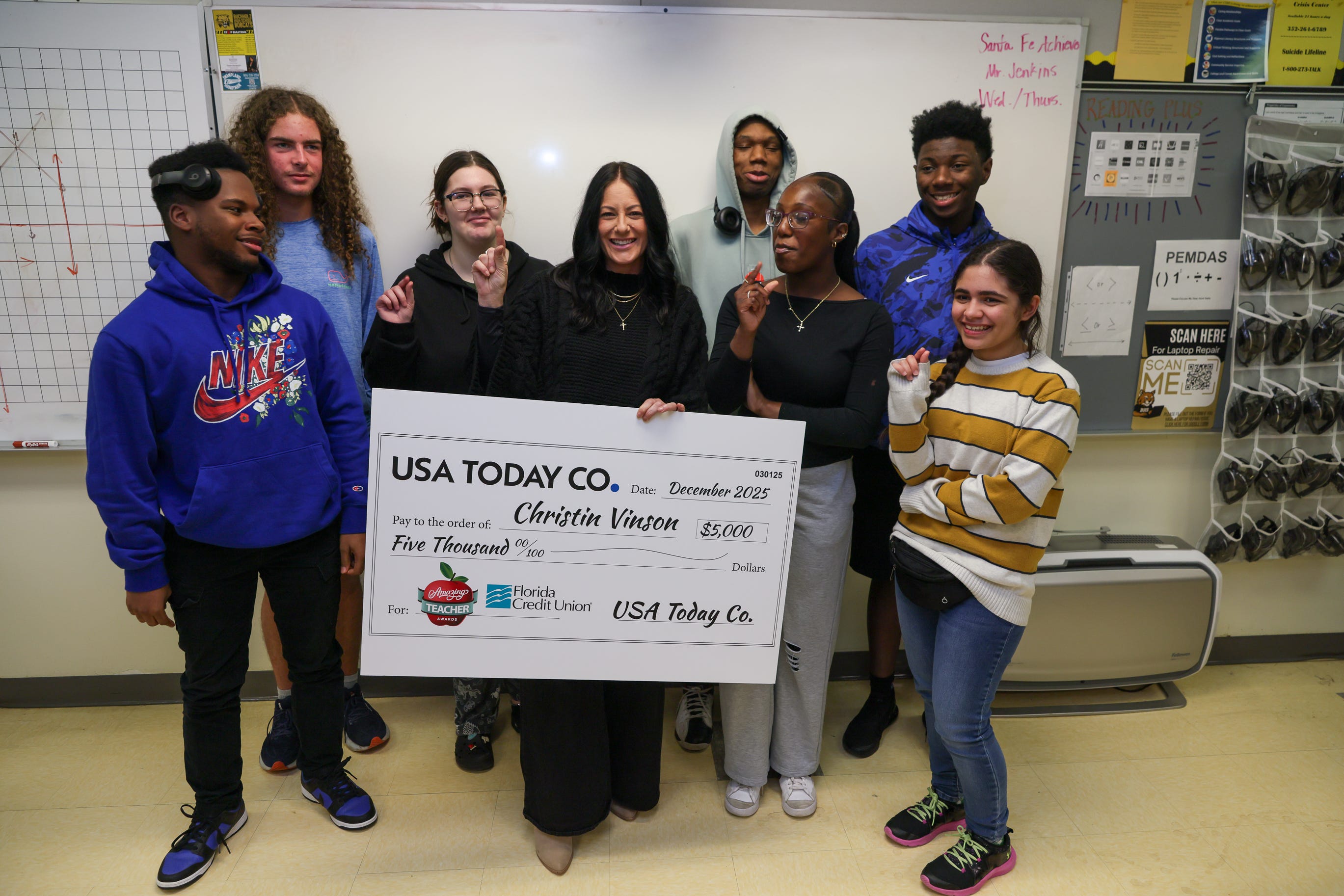 Buchholz teacher Vinson named national amazing teacher, receives $5K prize