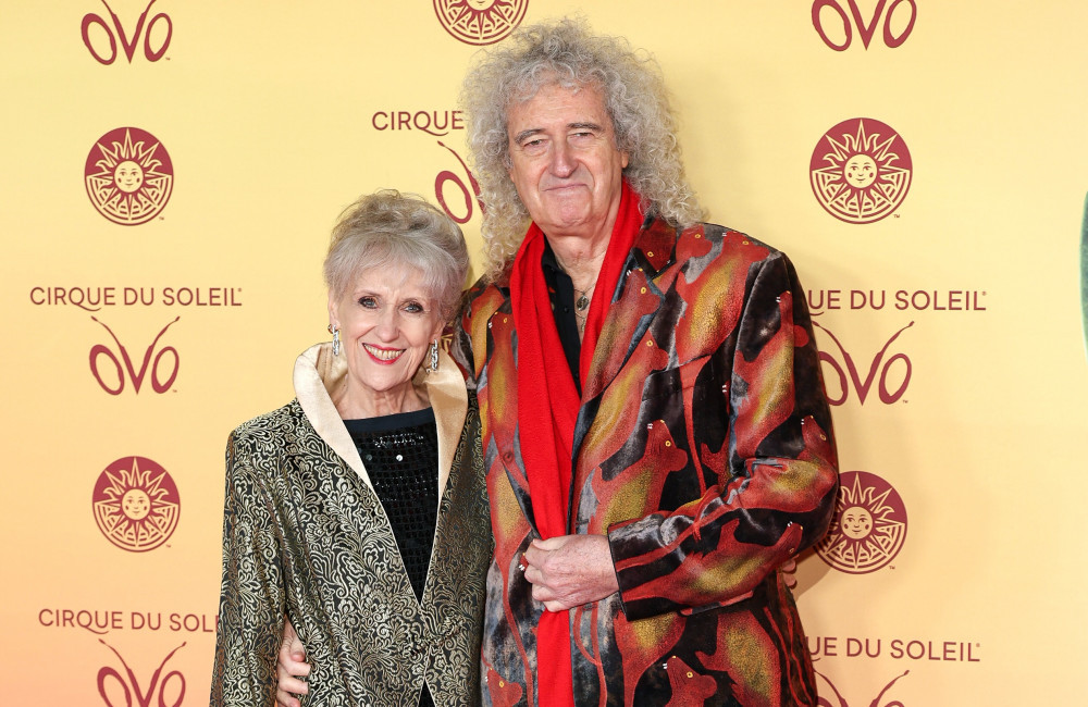 Headline: 'They're killing badgers!' Sir Brian May reveals the reason ...