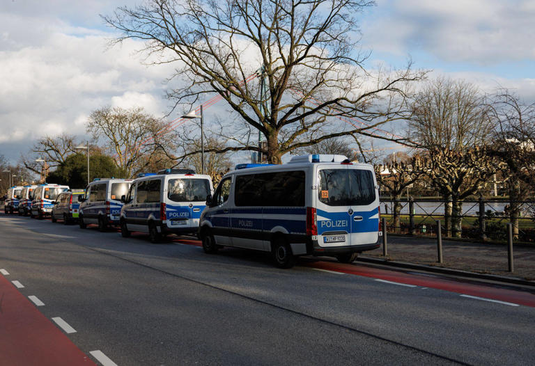 Polizei vermutet Achtjährigen bei seiner Mutter