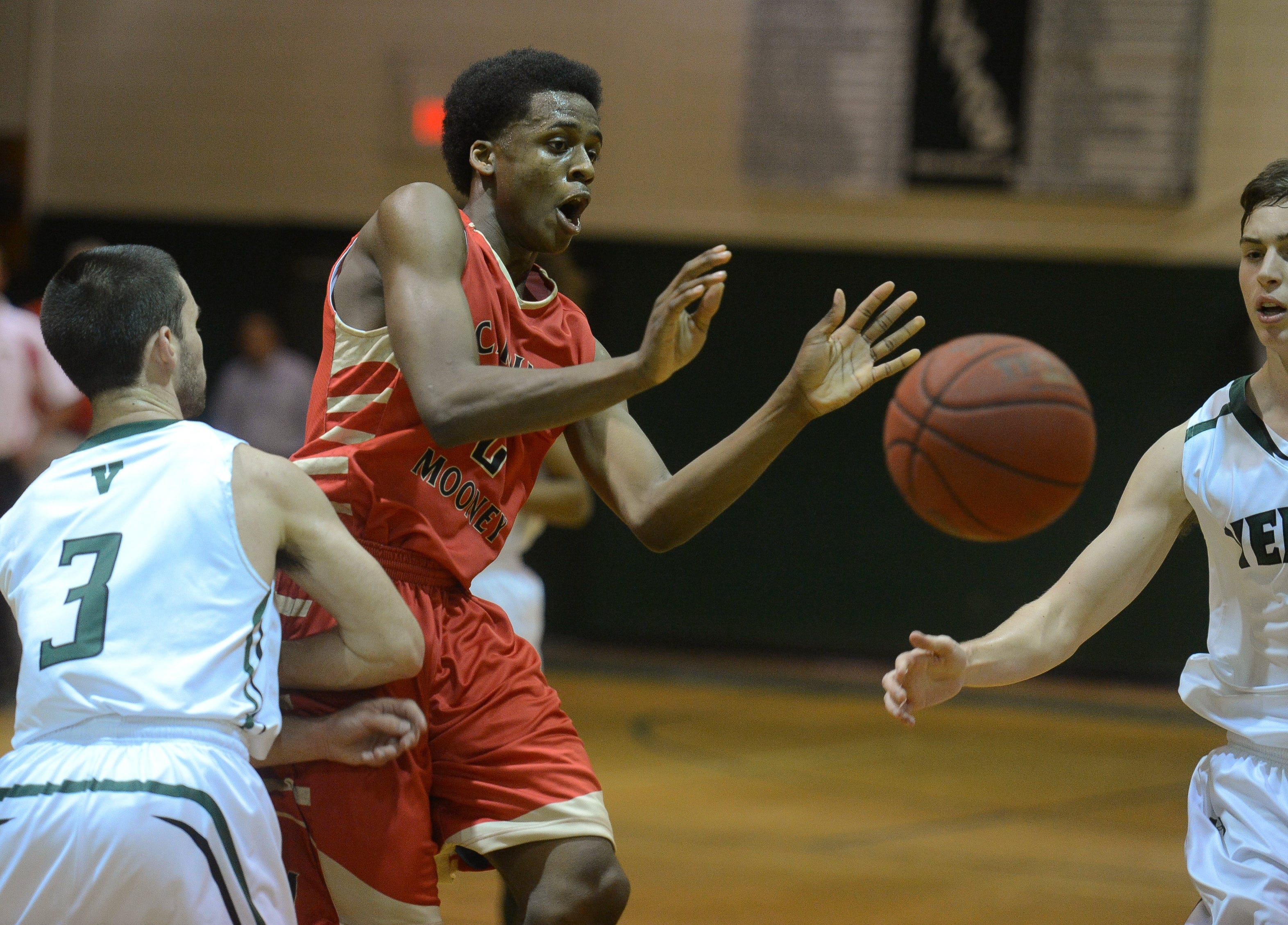 Former Cardinal Mooney star named as part of basketball gambling ring