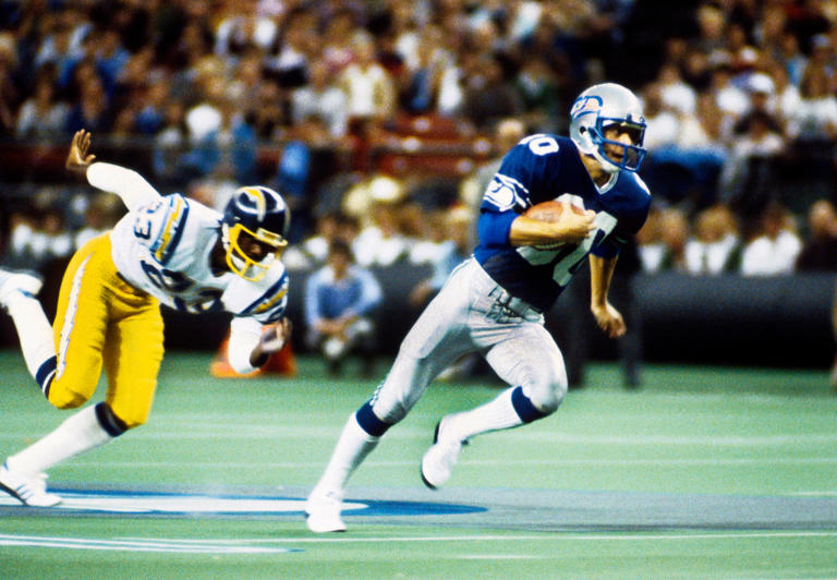 These 5 NFL teams have owned the greatest uniforms of all time