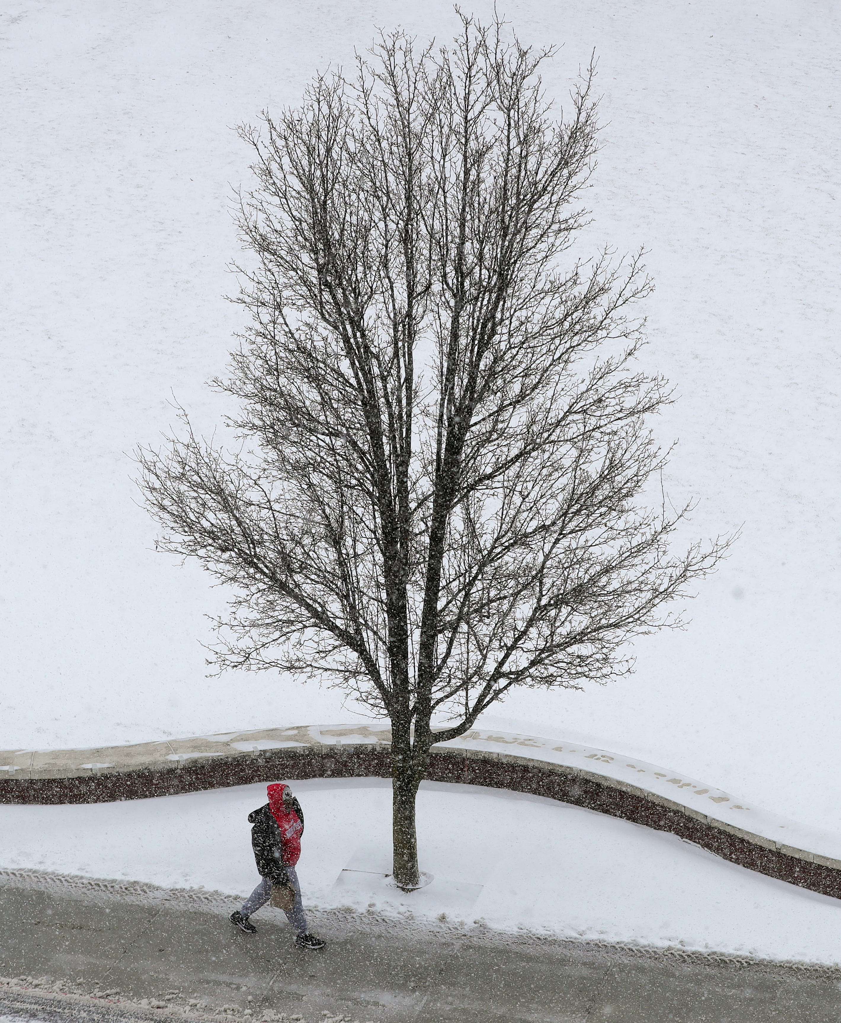 Foot of snow possible in Akron on Sunday, quiet on Saturday