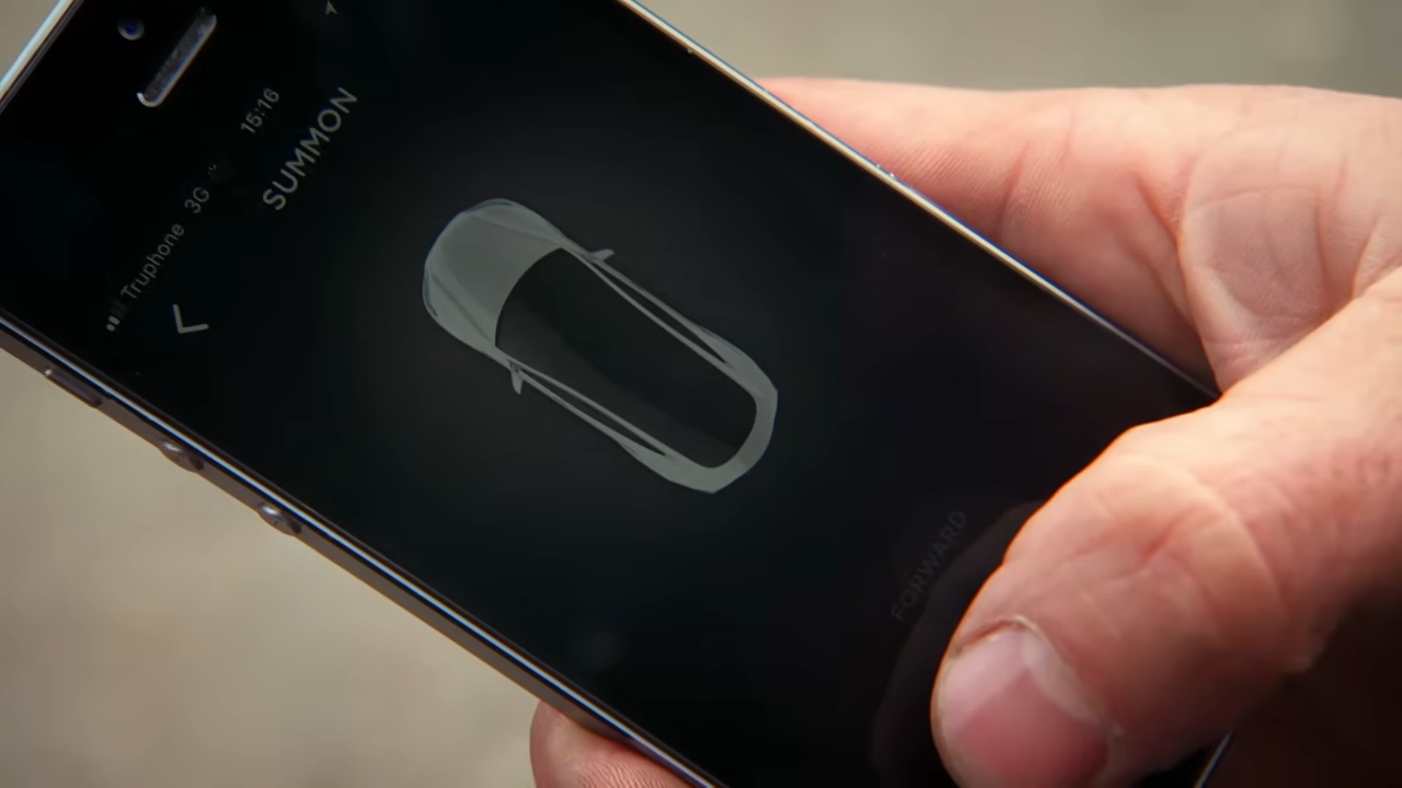 Why electric vehicle owners dread long-distance charging