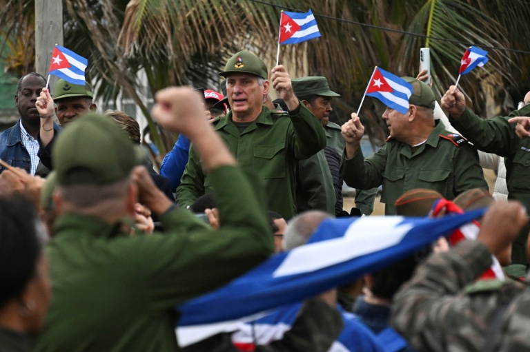 Cuba reitera disposição para diálogo com EUA, mas sem 'concessão política'