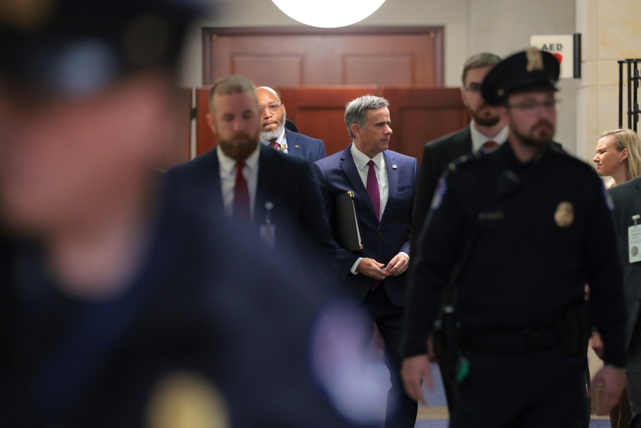 CIA director traveled to Caracas to meet Venezuela’s Delcy Rodríguez