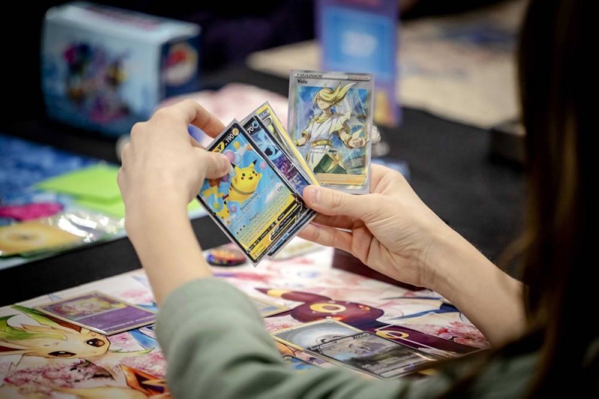 Thieves steal Pokemon cards in armed robbery at US store