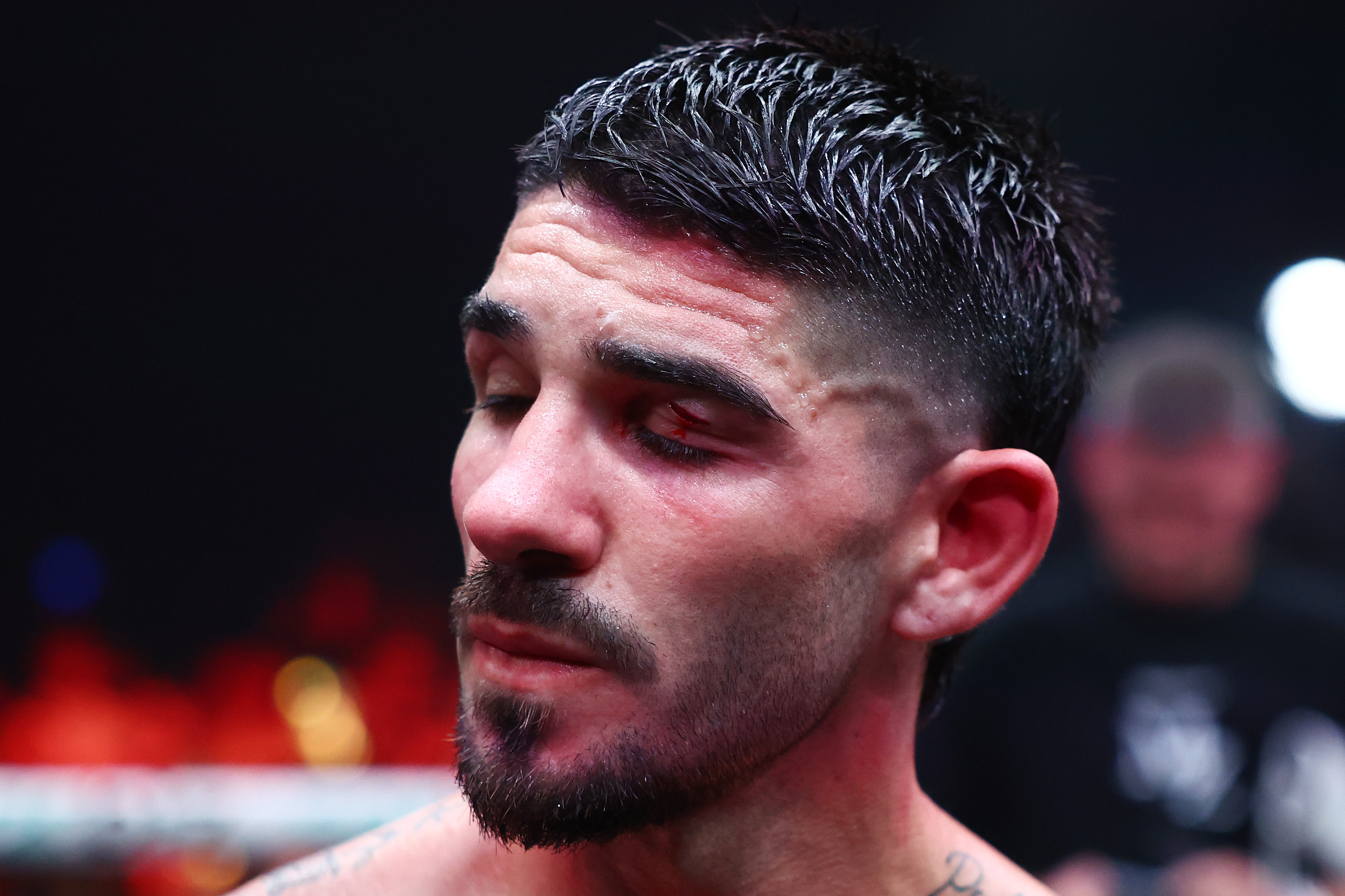 Nikita Tszyu vs Michael Zerafa ends on cut