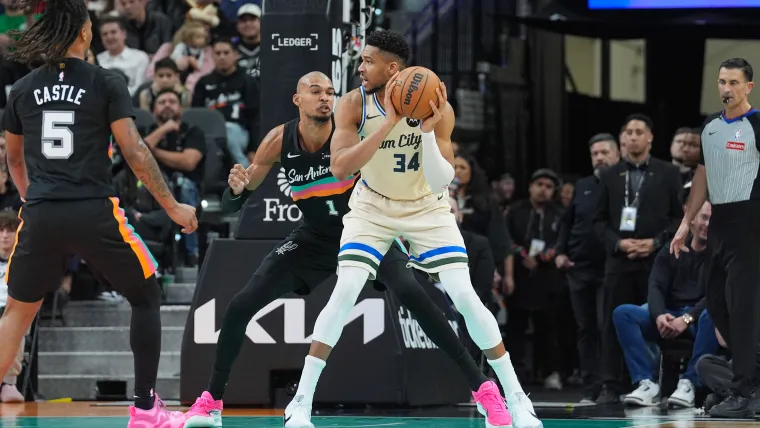 Spurs fans think Victor Wembanyama recruited Giannis Antetokounmpo live ...