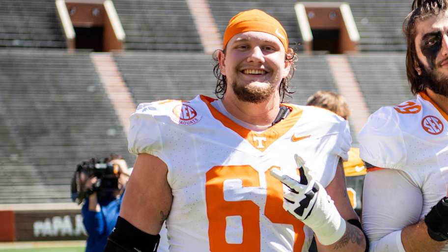 Arkansas adds transfer lineman Ayden Bussell to bolster Razorbacks OL