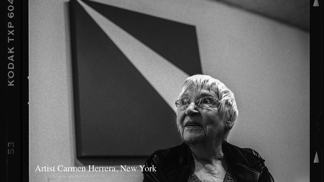 "Rostros de la isla dispersa" brings together Cubans scattered around ...